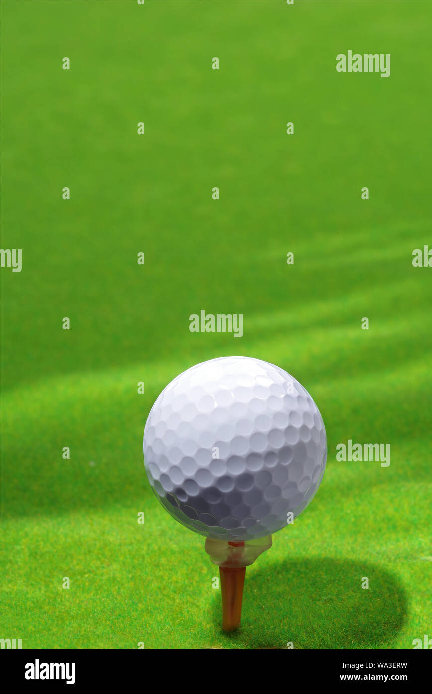 A golf ball Stock Photo - Alamy