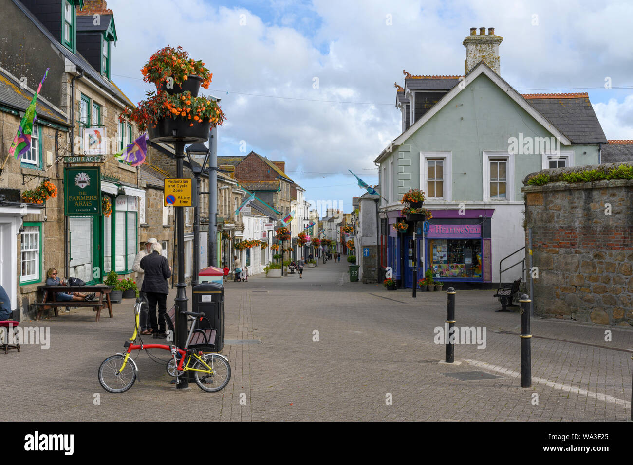 Pedestrianised causewayhead hi-res stock photography and images - Alamy