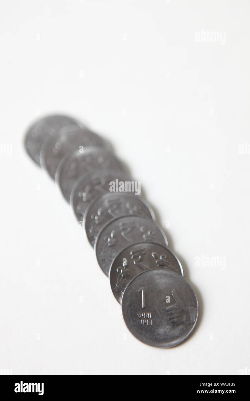 Indian one rupee coin hi-res stock photography and images - Alamy