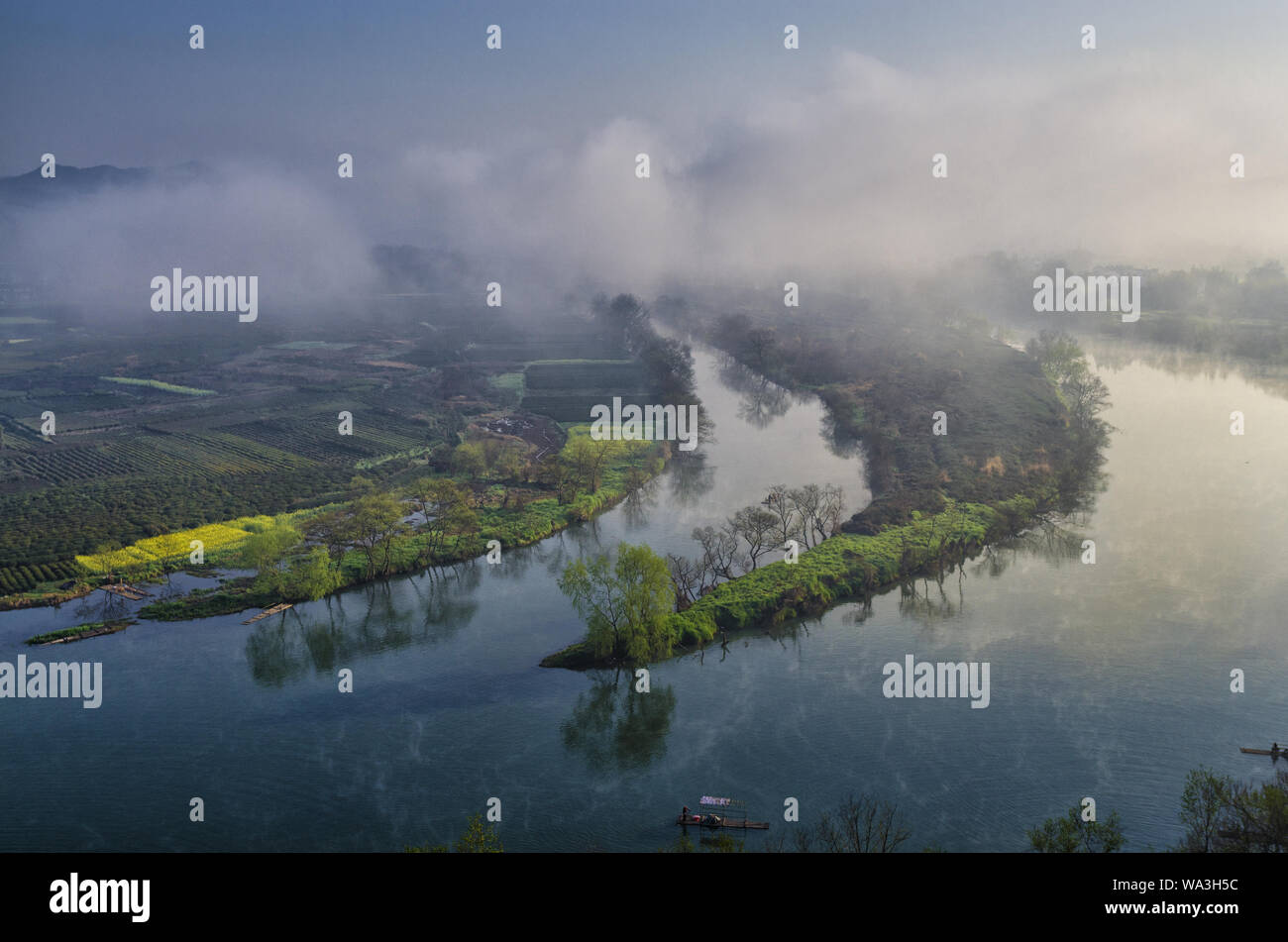 Crescent spring spring water hi-res stock photography and images - Alamy