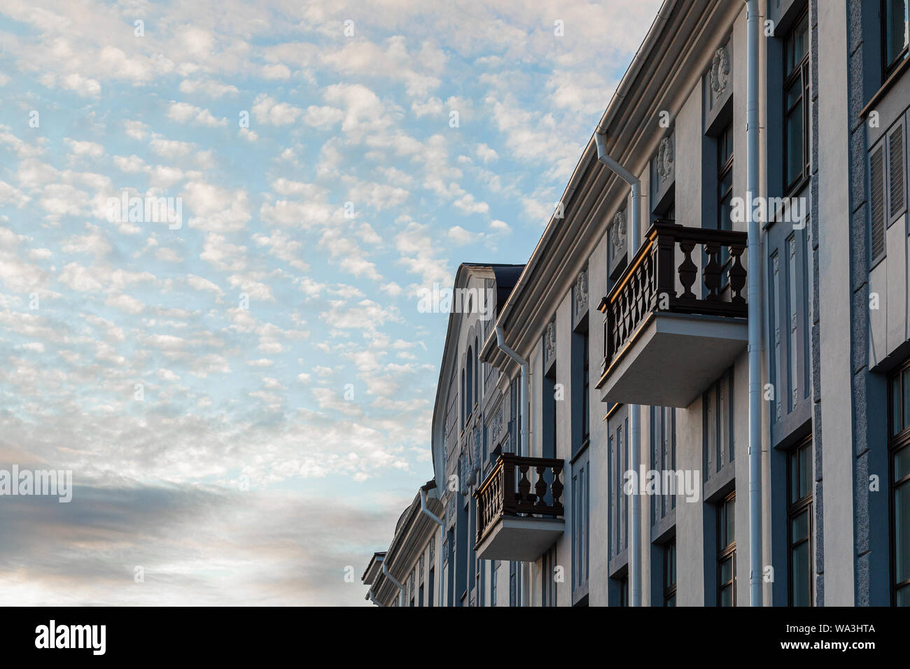 Commercial diagonal hi-res stock photography and images - Alamy