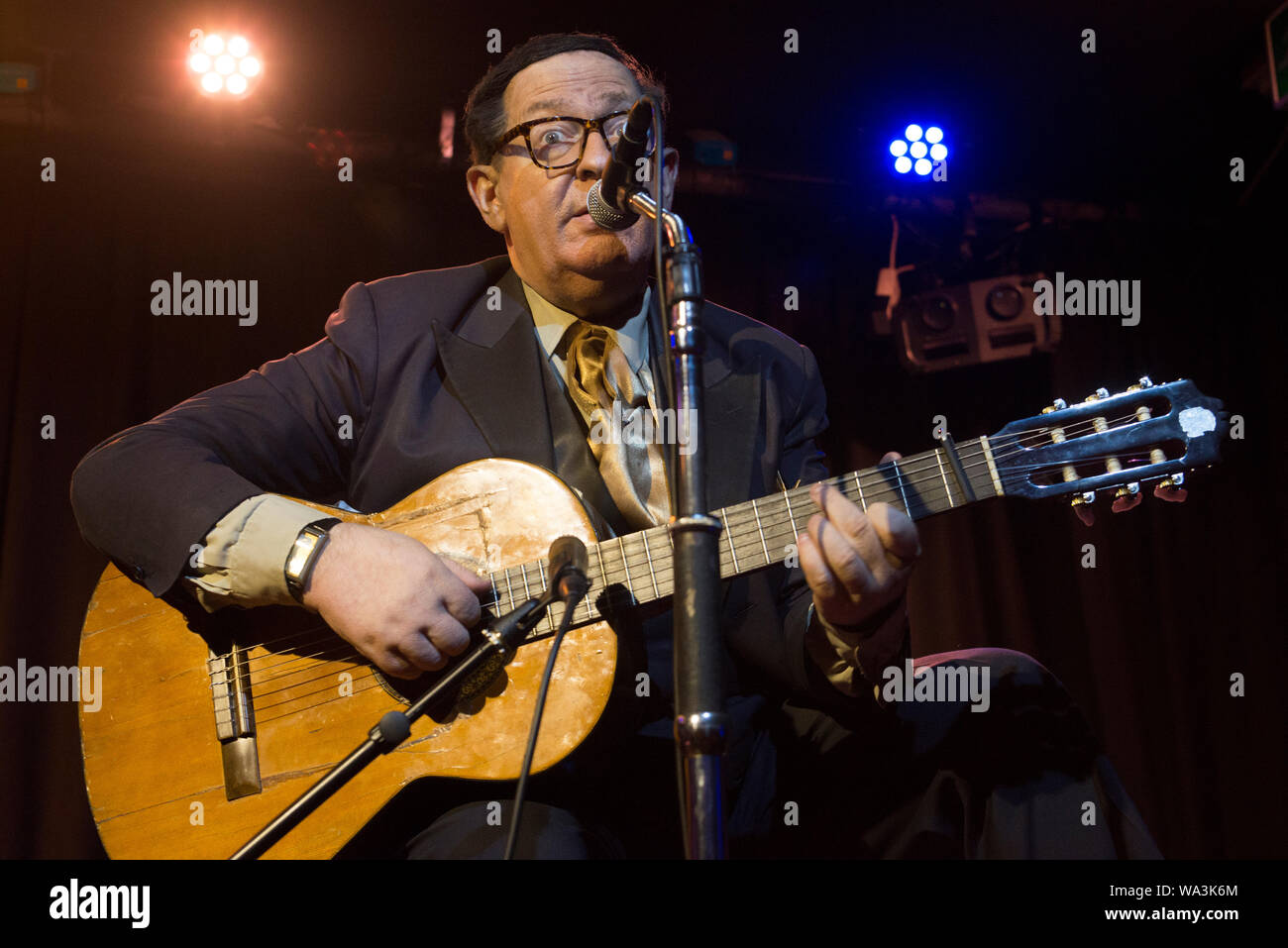 Grays store hi-res stock photography and images - Alamy