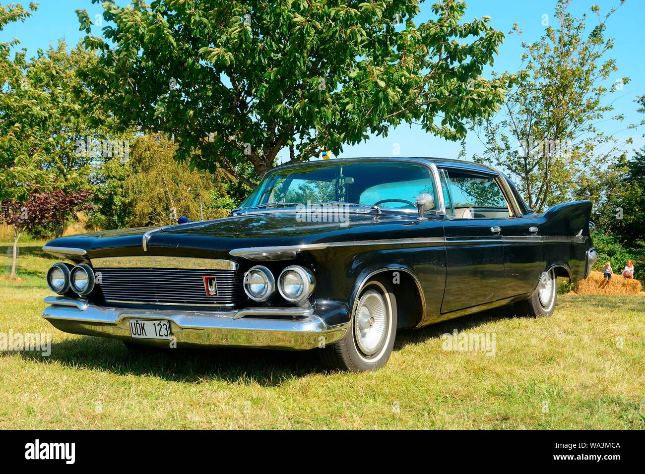 Chrysler imperial hi-res stock photography and images - Alamy
