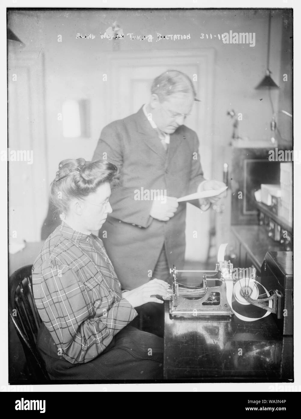 Dictation machine hi-res stock photography and images - Alamy
