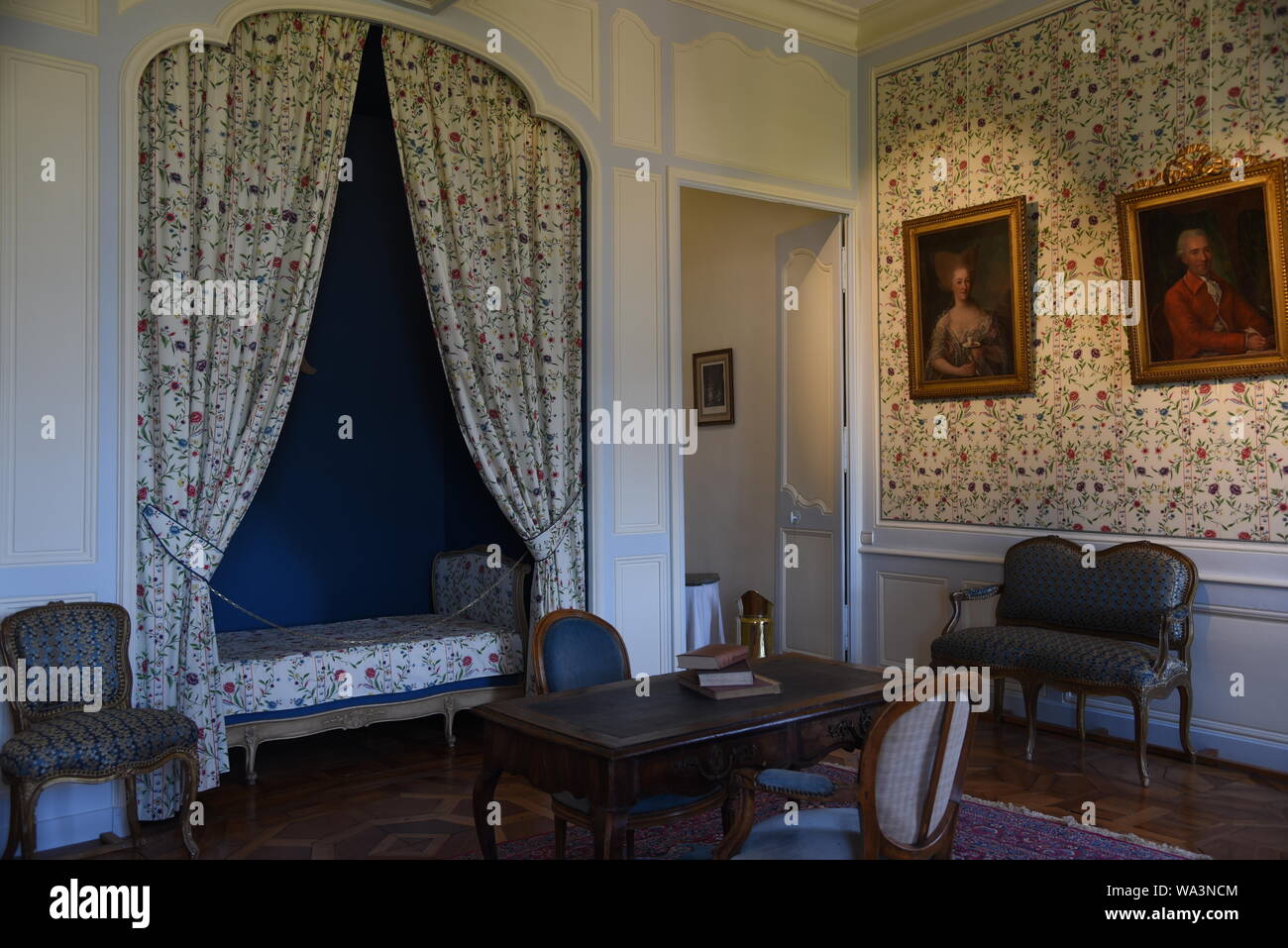 Villandry chateau interior hi-res stock photography and images - Alamy