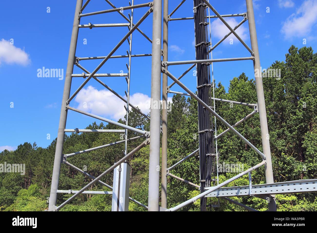 Antenna pylon crane construction hi-res stock photography and images ...
