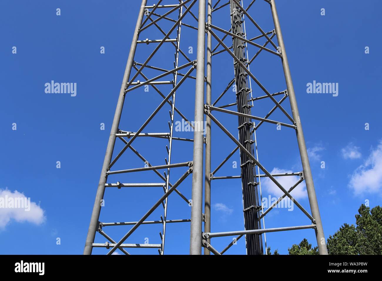 Antenna pylon crane construction hi-res stock photography and images ...