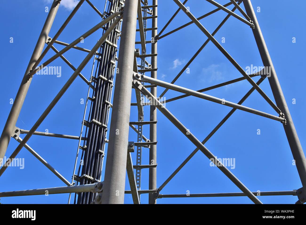 Antenna pylon crane construction hi-res stock photography and images ...