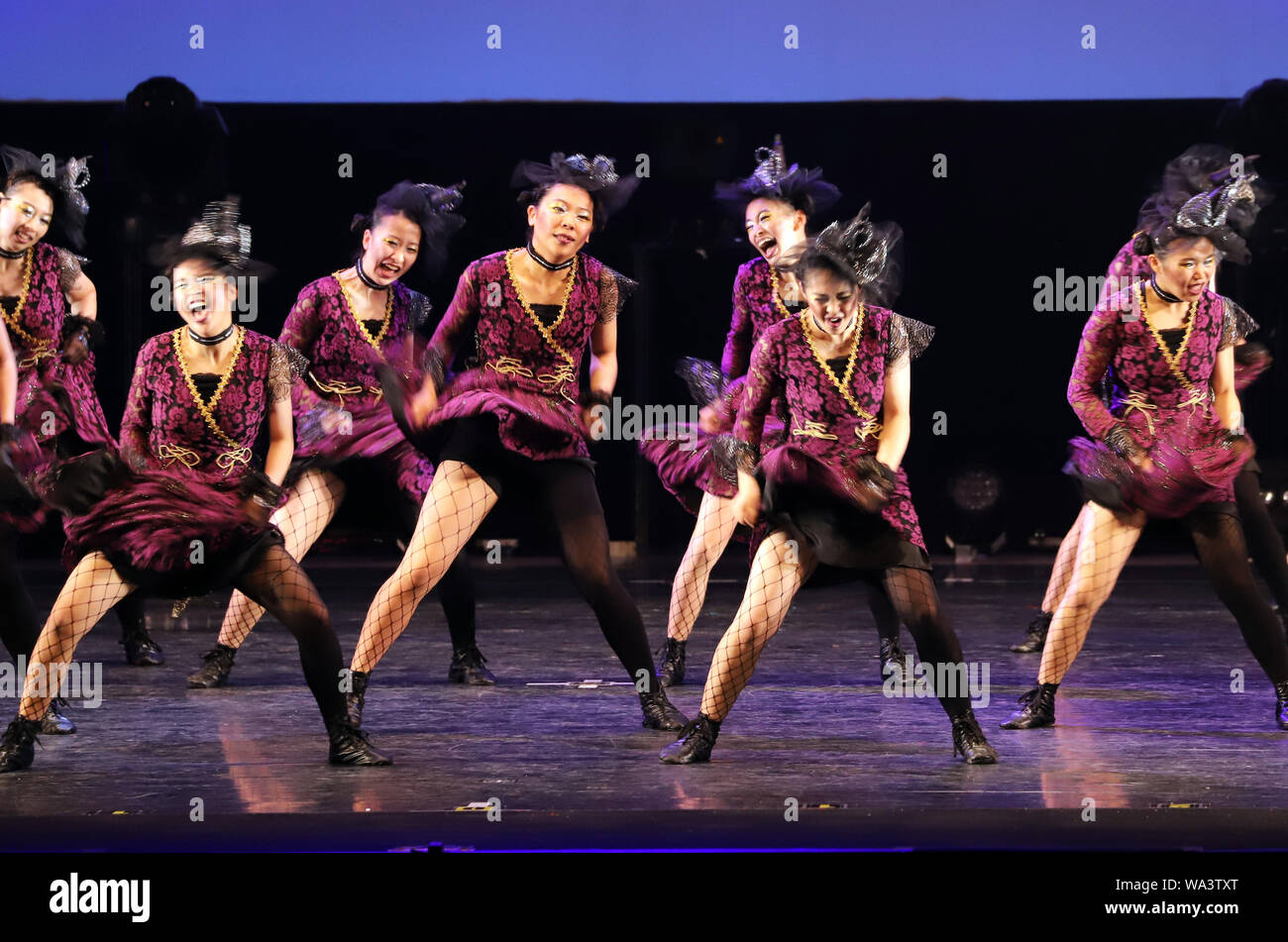 Dance team hi-res stock photography and images - Alamy