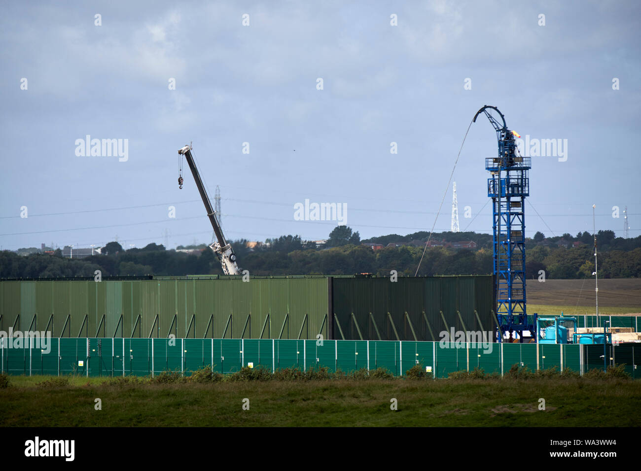 Fracking site hi-res stock photography and images - Alamy