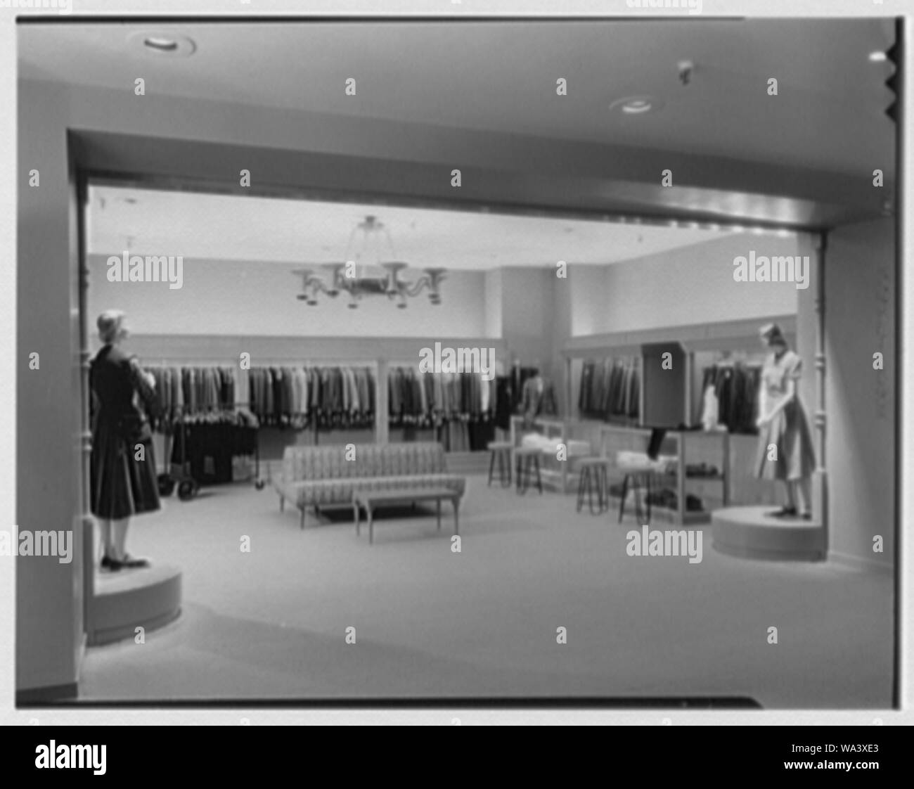 Bonwit Teller, business in Cleveland, Ohio Stock Photo - Alamy