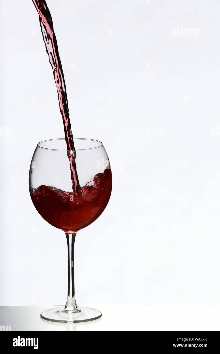 Rotwein glas hi-res stock photography and images - Alamy