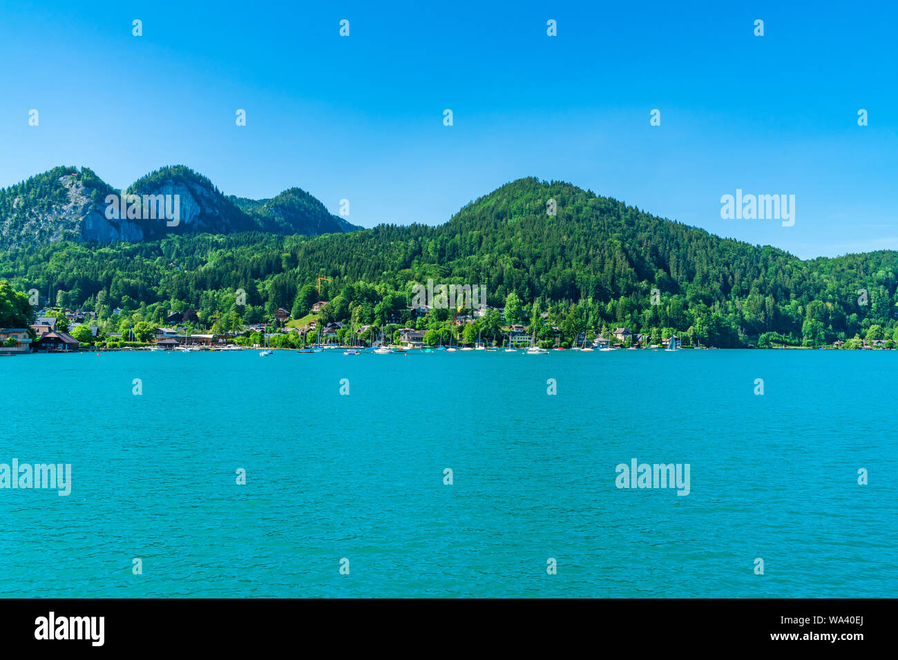 View of St. Gilgen across Lake Wolfgangsee in the Salzkammergut resort ...