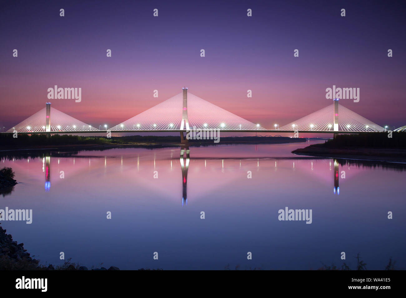 The Yellow River bridge Stock Photo - Alamy