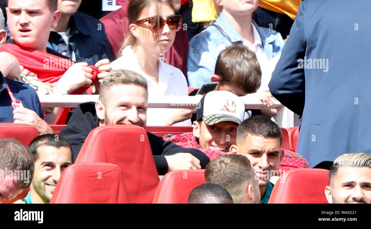 Subs bench at the emirates stadium hi-res stock photography and images ...