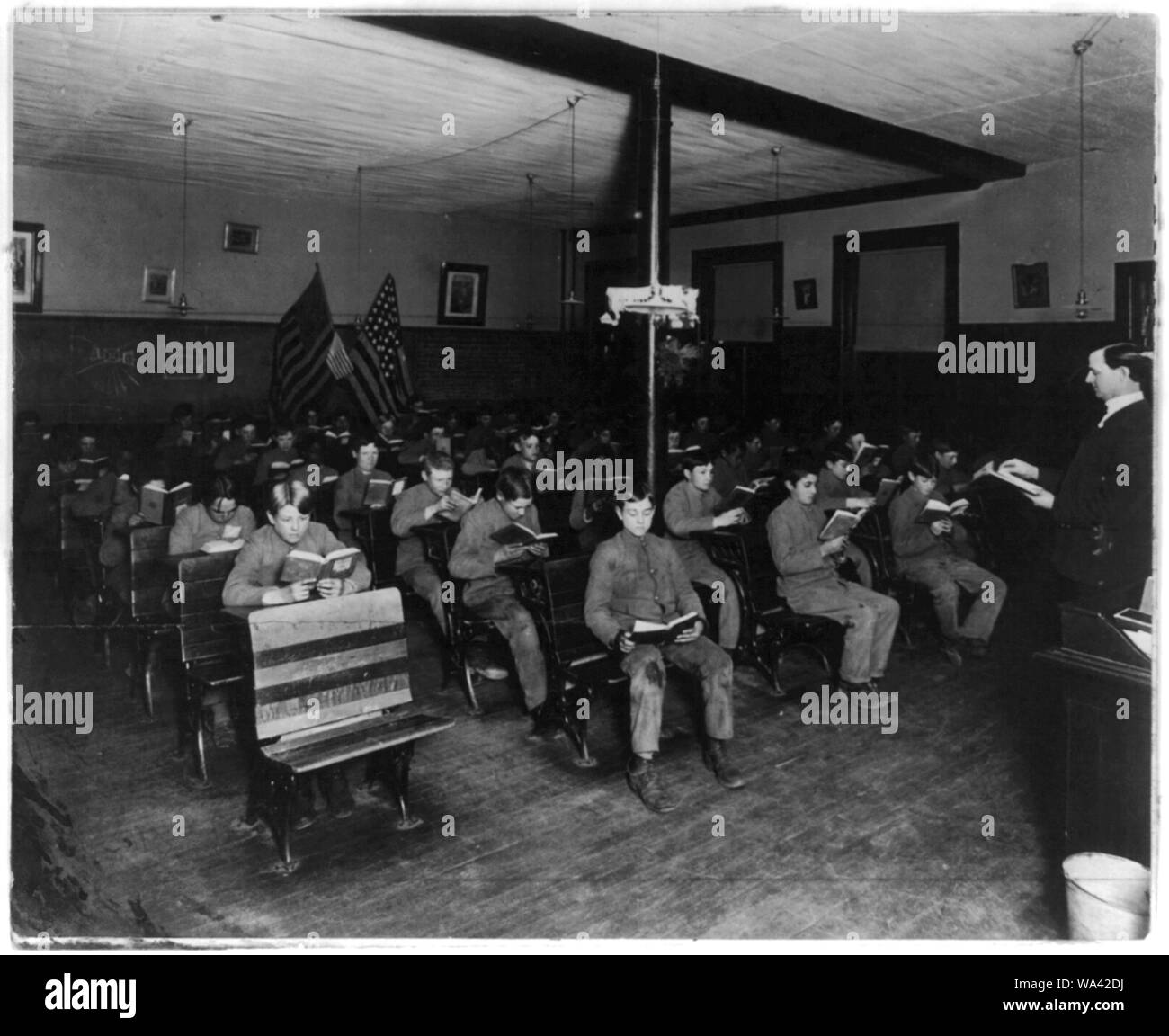 Teacher pupils in school Cut Out Stock Images & Pictures - Alamy