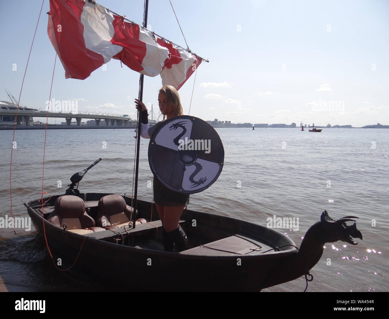 Many funny constructions took place in the annual self-made boats race ...