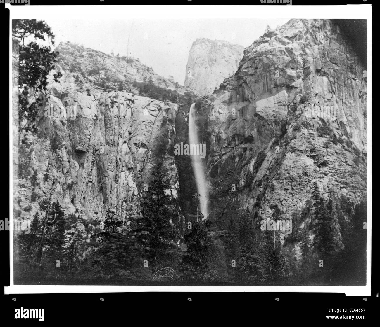 Fall national Black and White Stock Photos & Images - Alamy