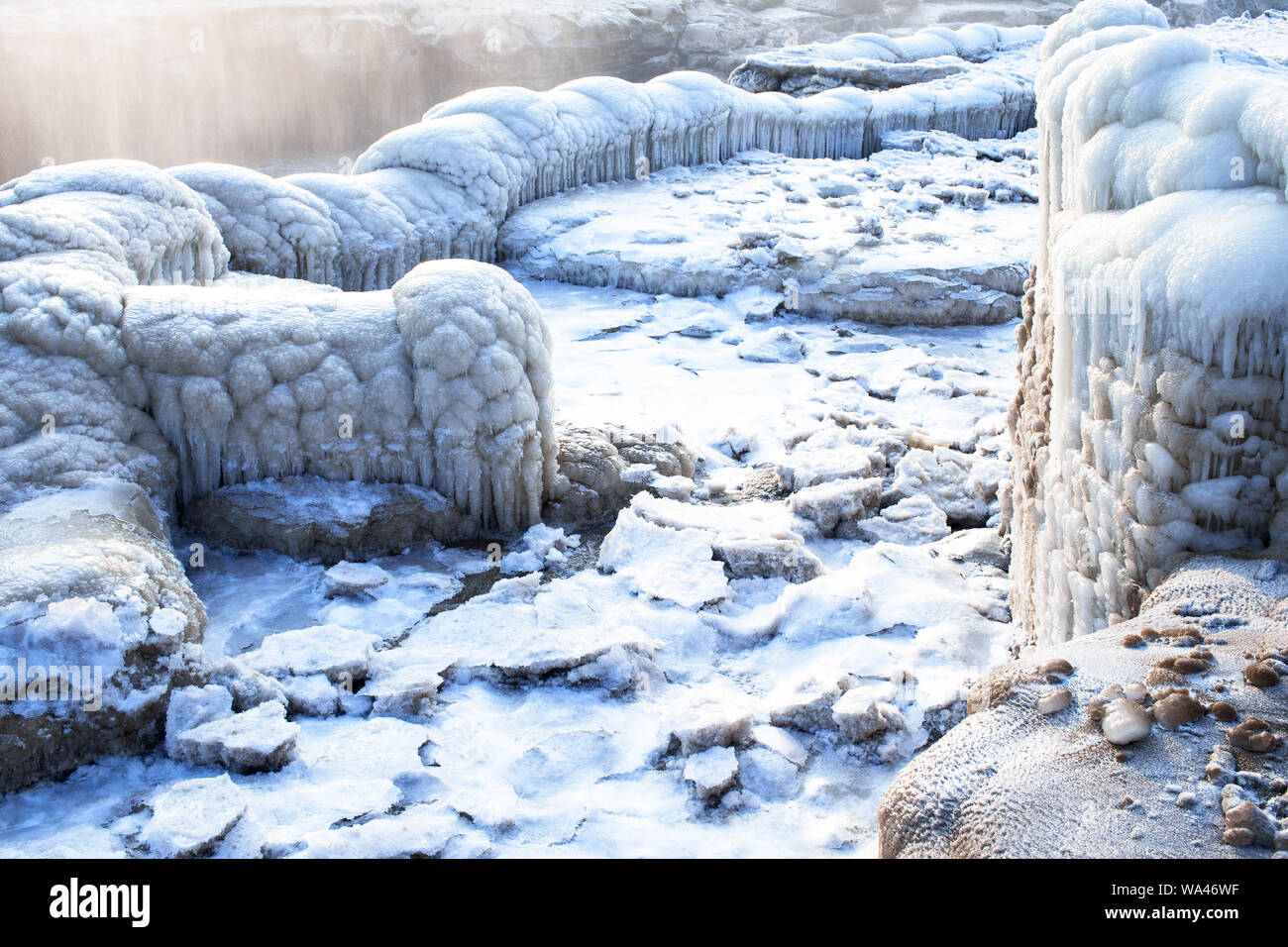Ice scenery hi-res stock photography and images - Alamy