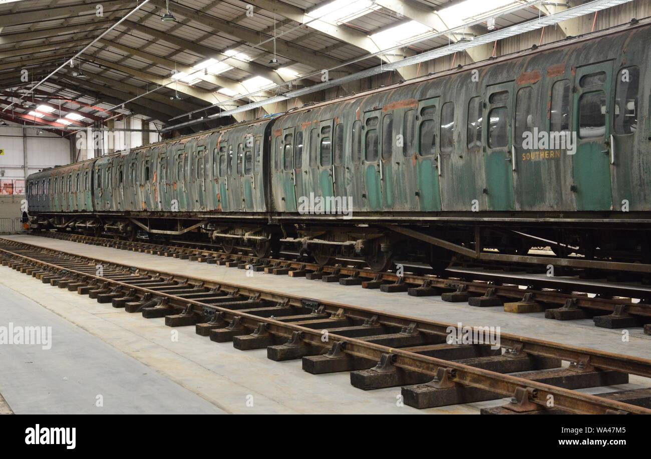 Rusty railway carriages Stock Photo - Alamy