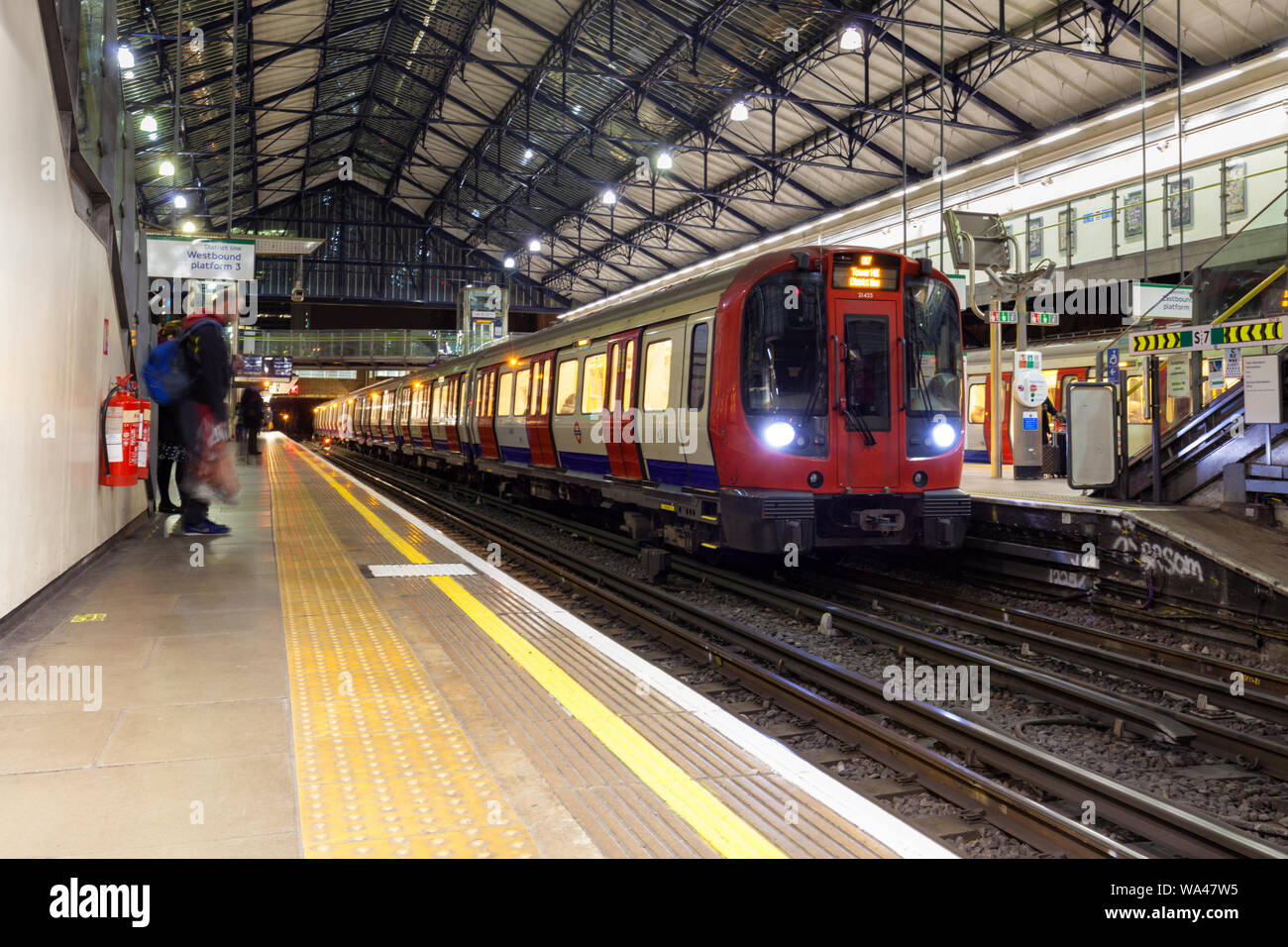 London underground train hi-res stock photography and images - Alamy