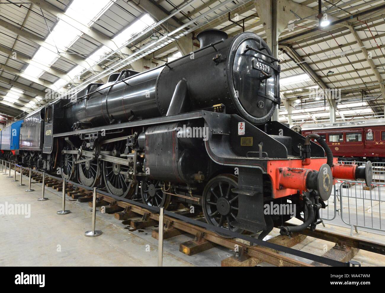 Stanier black 5 45379 locomotive hi-res stock photography and images ...