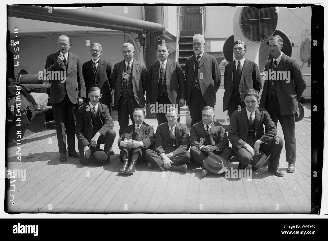 Labormen hi-res stock photography and images - Alamy