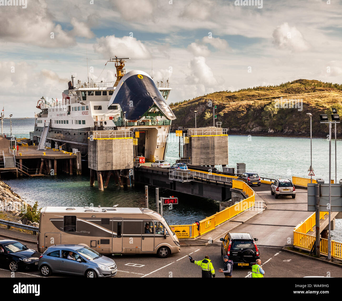 Tarbert uig ferry hi-res stock photography and images - Alamy