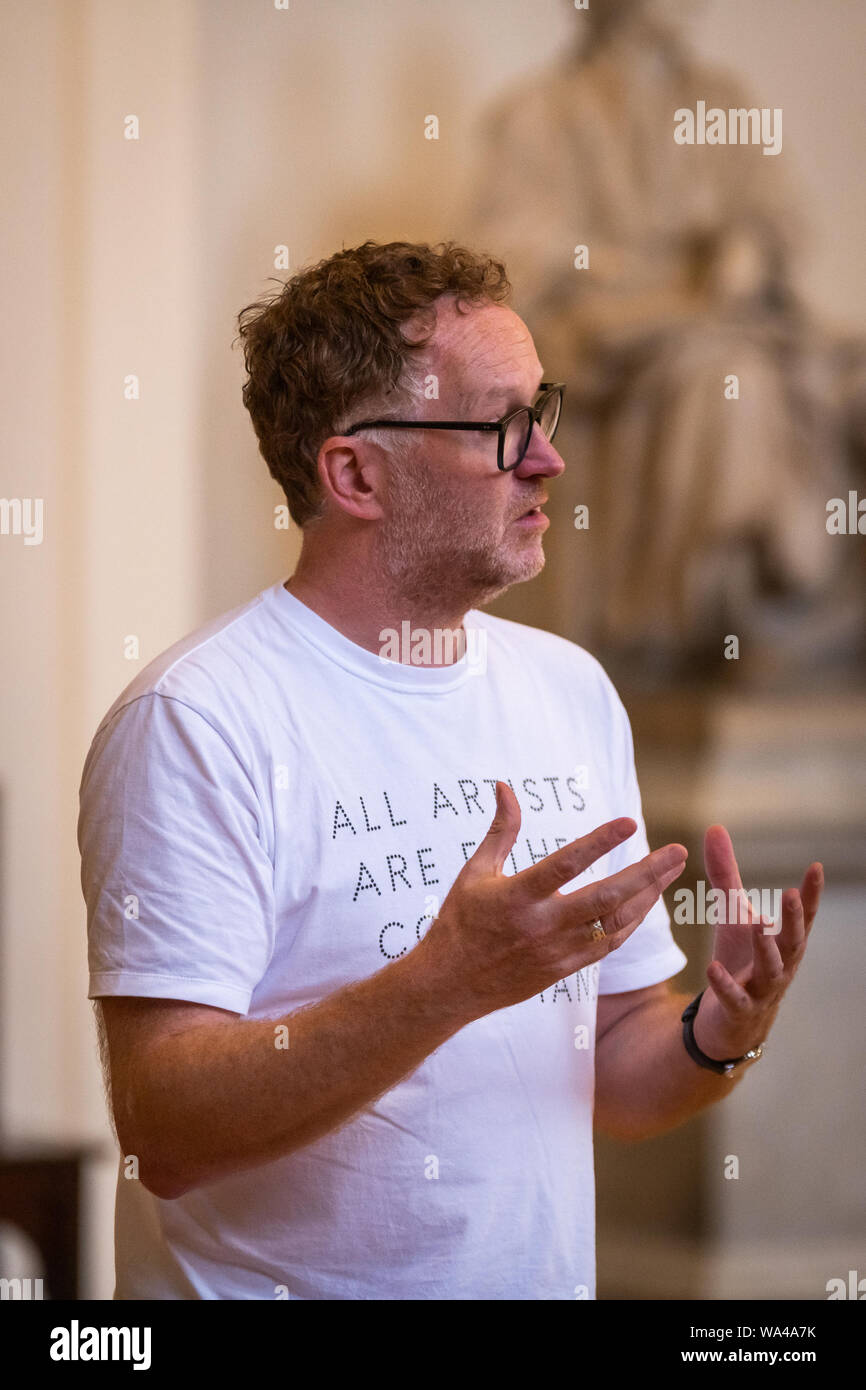 Edinburgh, UK. Sat 17th August 2019. Artist Nathan Coley speaking about ...