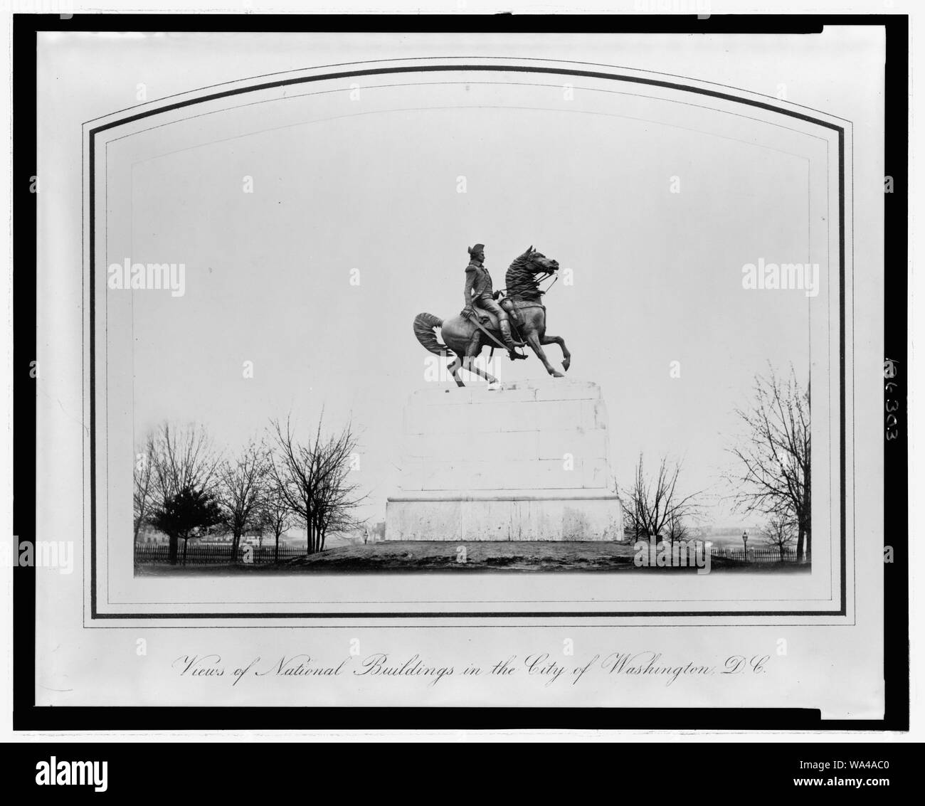 Bronze statue washington near hi-res stock photography and images - Alamy