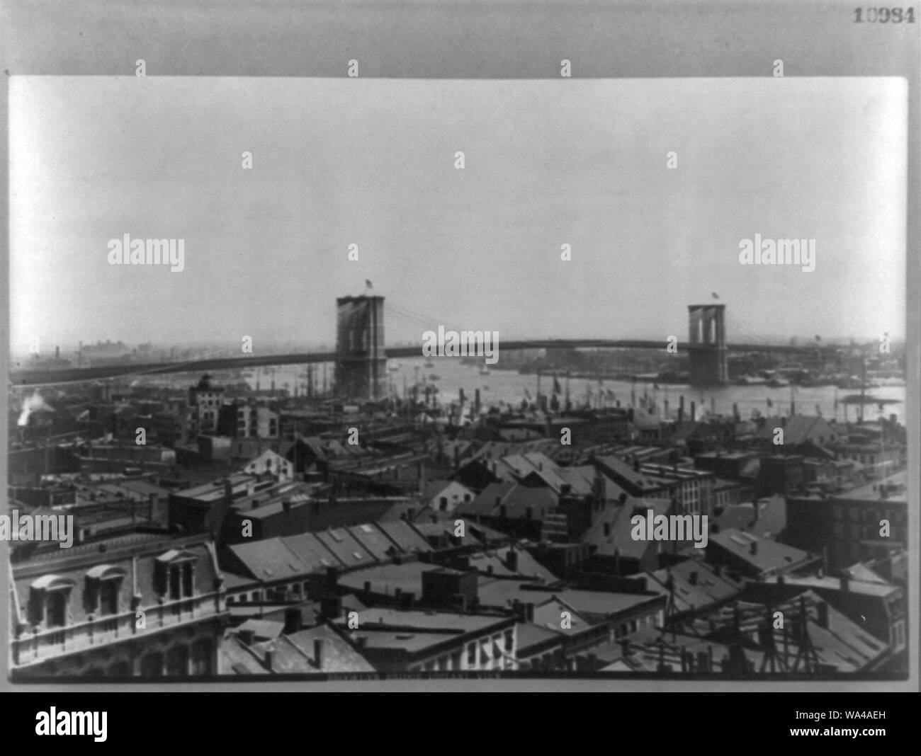 Brooklyn Bridge, distant view Stock Photo - Alamy