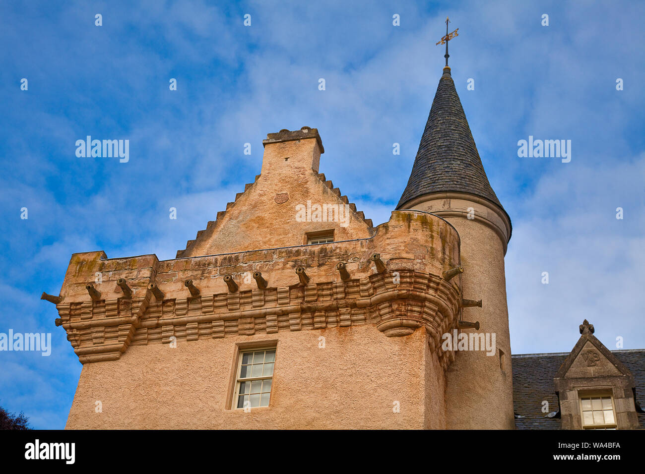 Macbeths castle hi-res stock photography and images - Alamy
