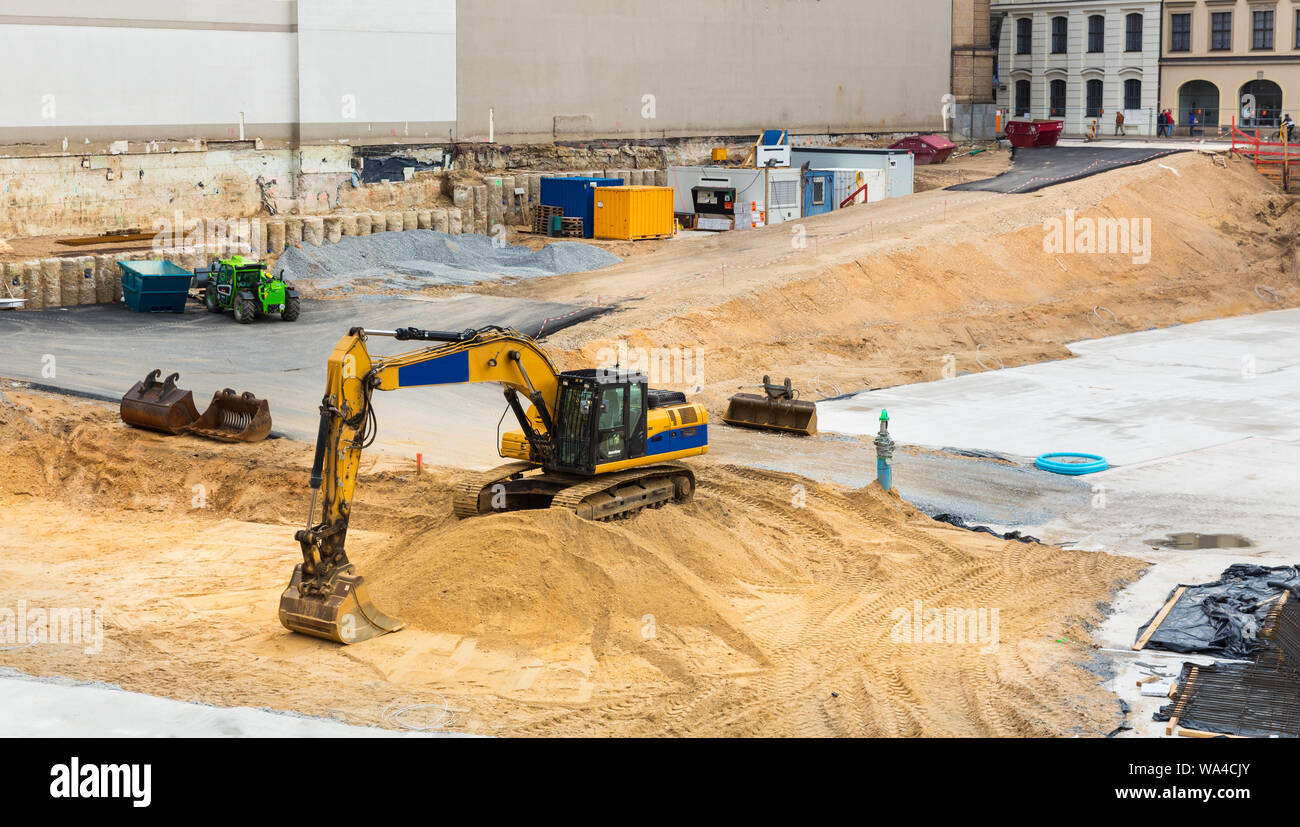 Engineering old construction hi-res stock photography and images - Alamy