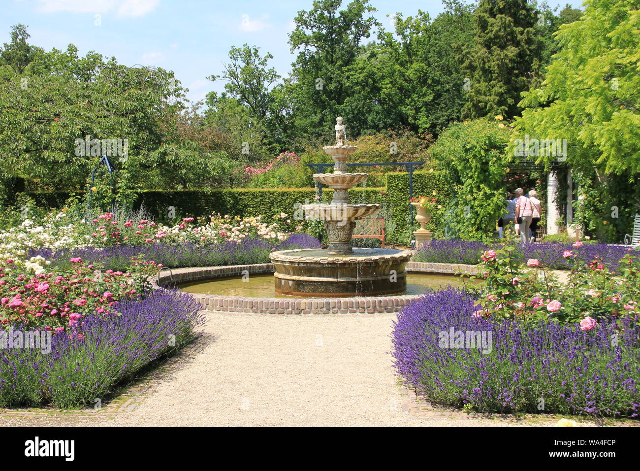 Arcen castle and gardens, The Netherlands Stock Photo - Alamy