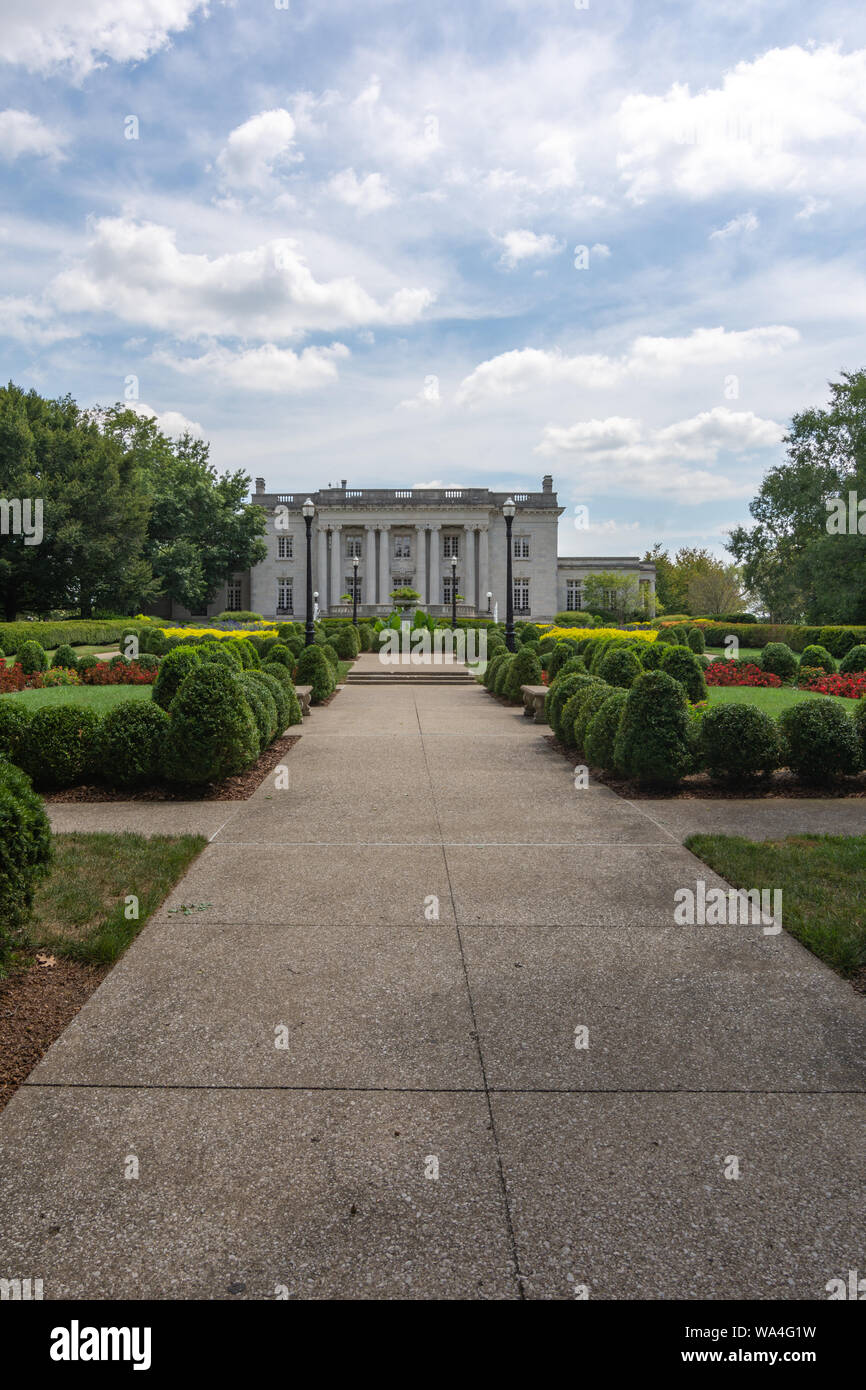 Historic mansion kentucky hi-res stock photography and images - Alamy