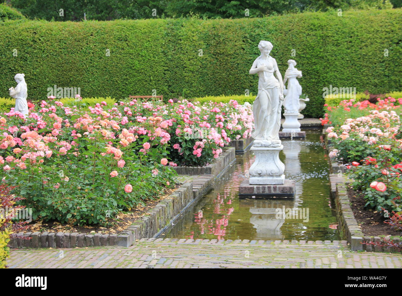Arcen castle and gardens, The Netherlands Stock Photo - Alamy