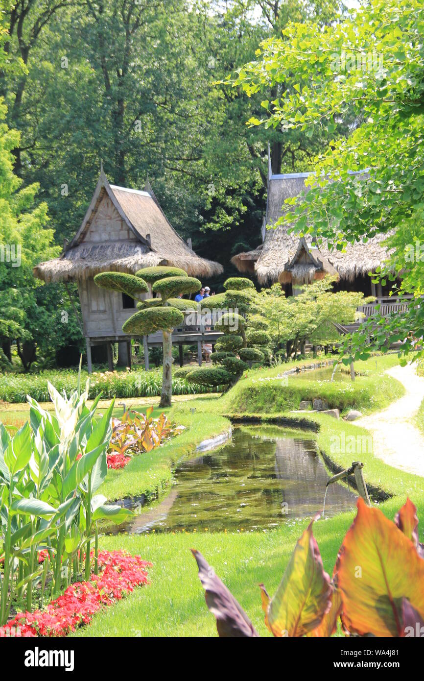 Arcen castle and gardens, The Netherlands Stock Photo - Alamy