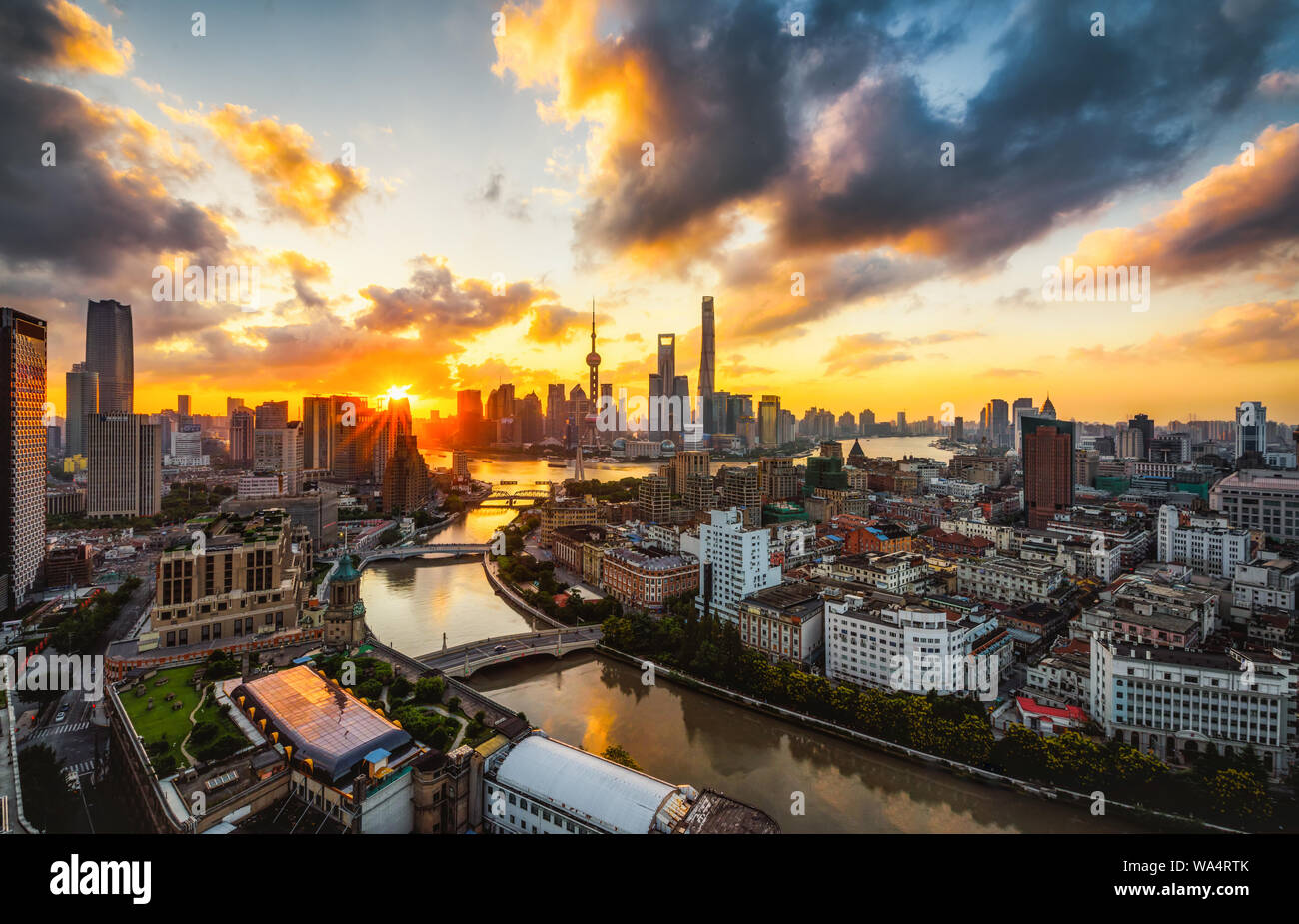 Sunrise construction hi-res stock photography and images - Alamy