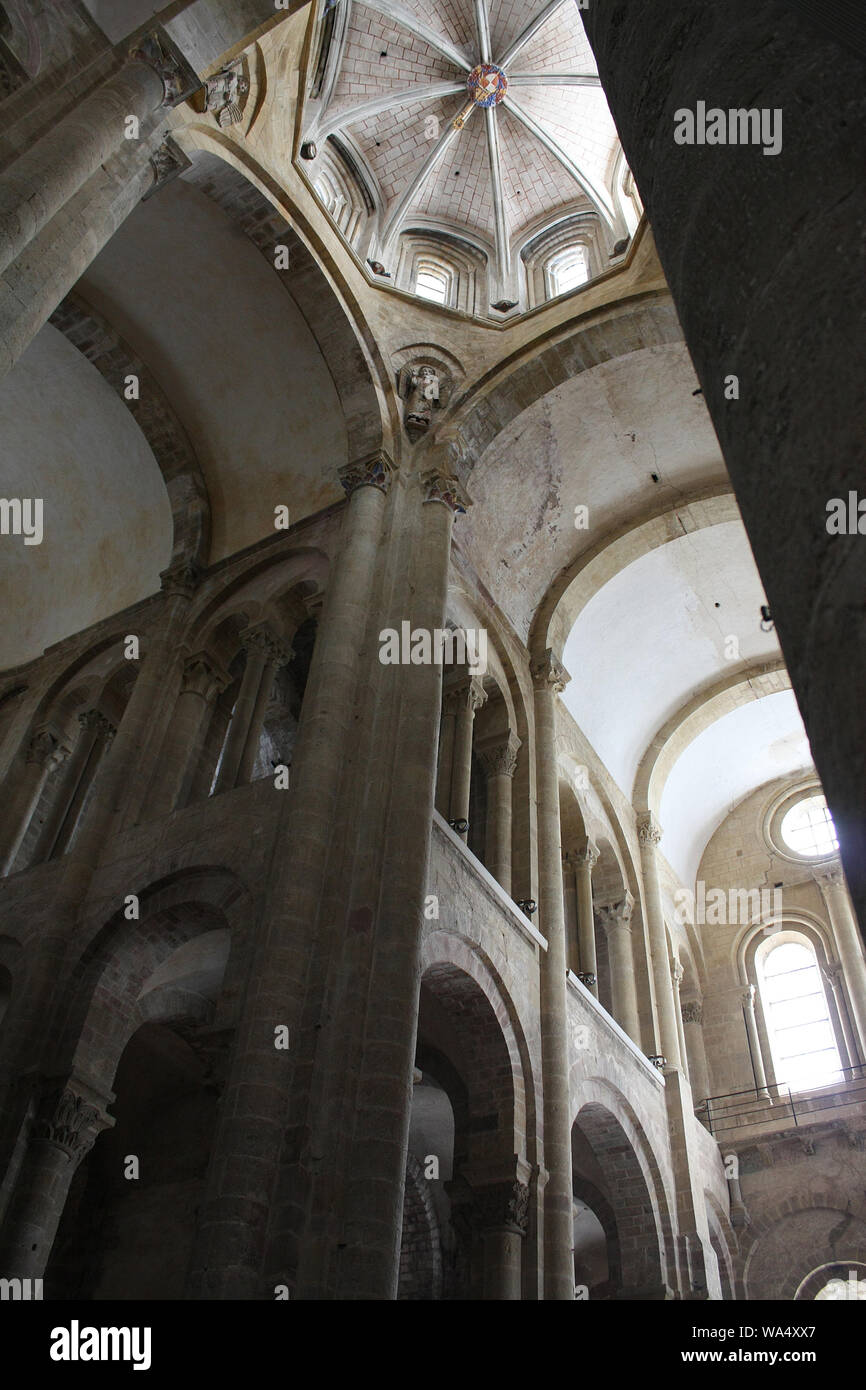 Inside of abbey church st foy hi-res stock photography and images - Alamy