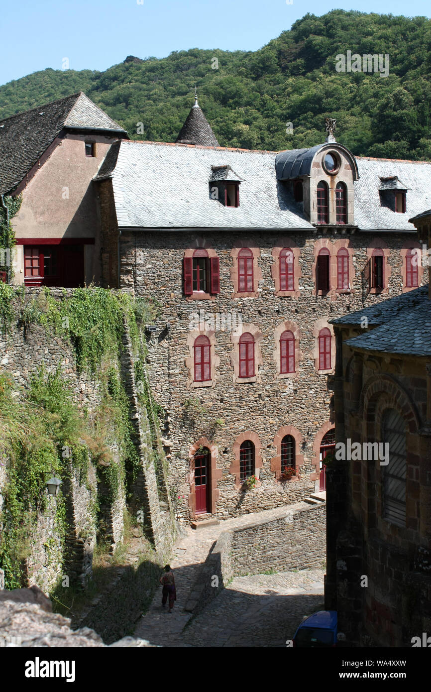 Conques en rouergue hi-res stock photography and images - Alamy