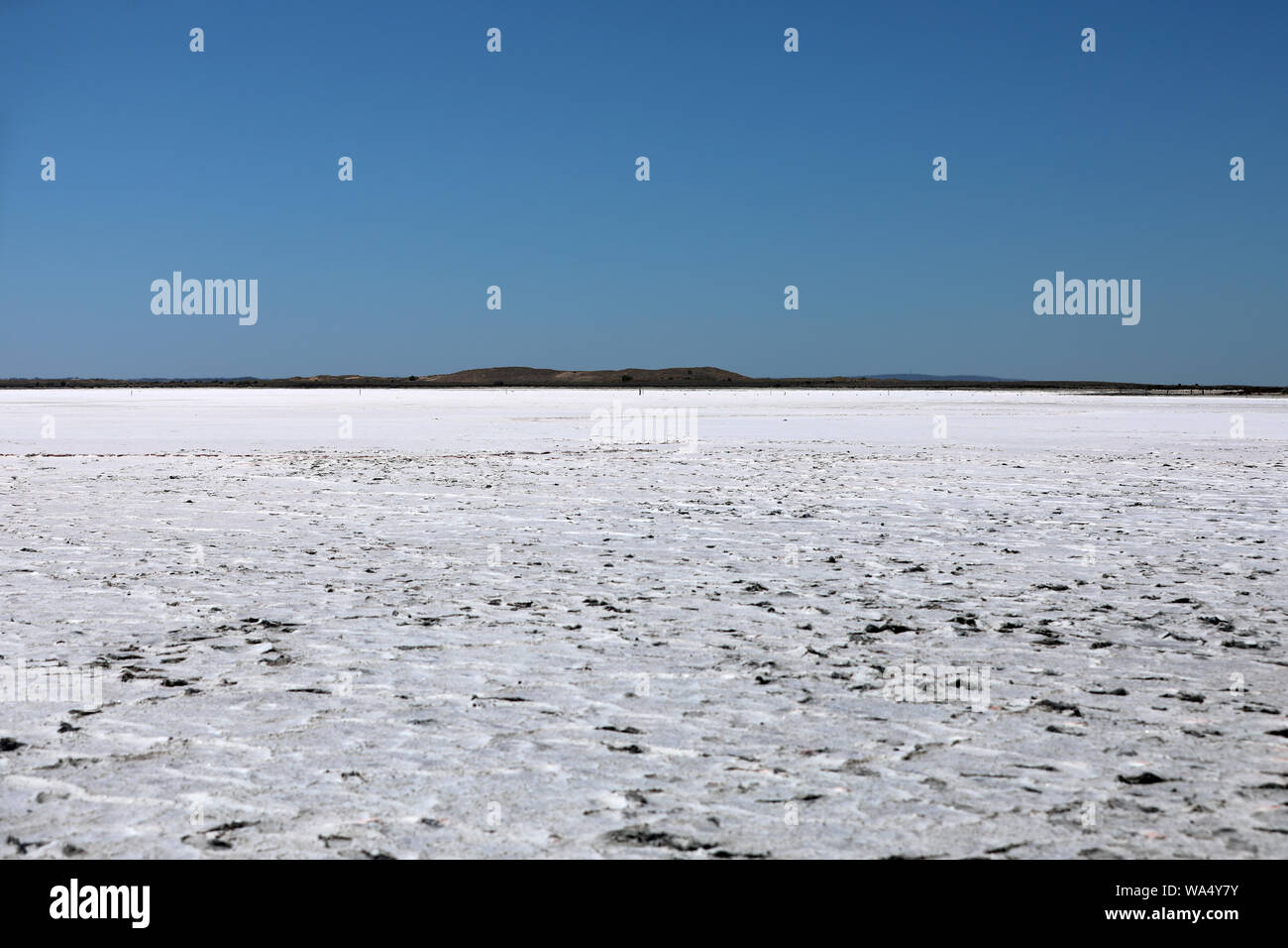 Dry salt lake in Australia Stock Photo - Alamy