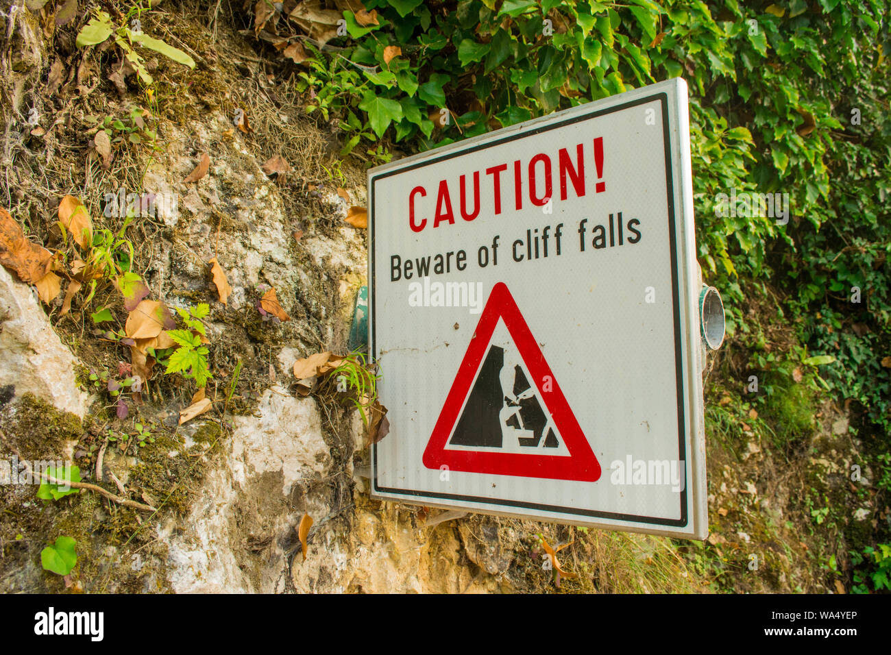 Cliff fall sign Stock Photo - Alamy