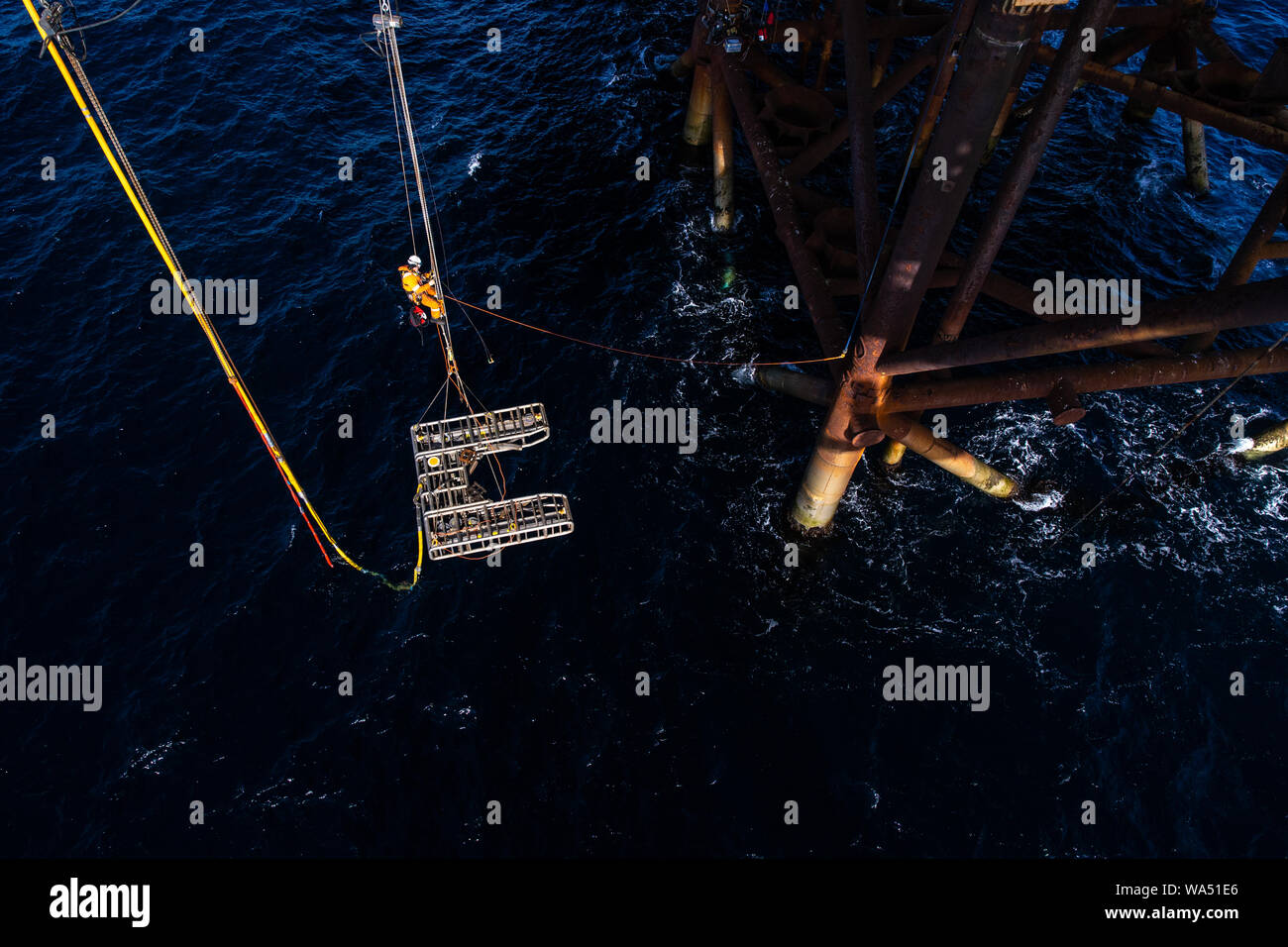 Oil and gas industrial hi-res stock photography and images - Alamy