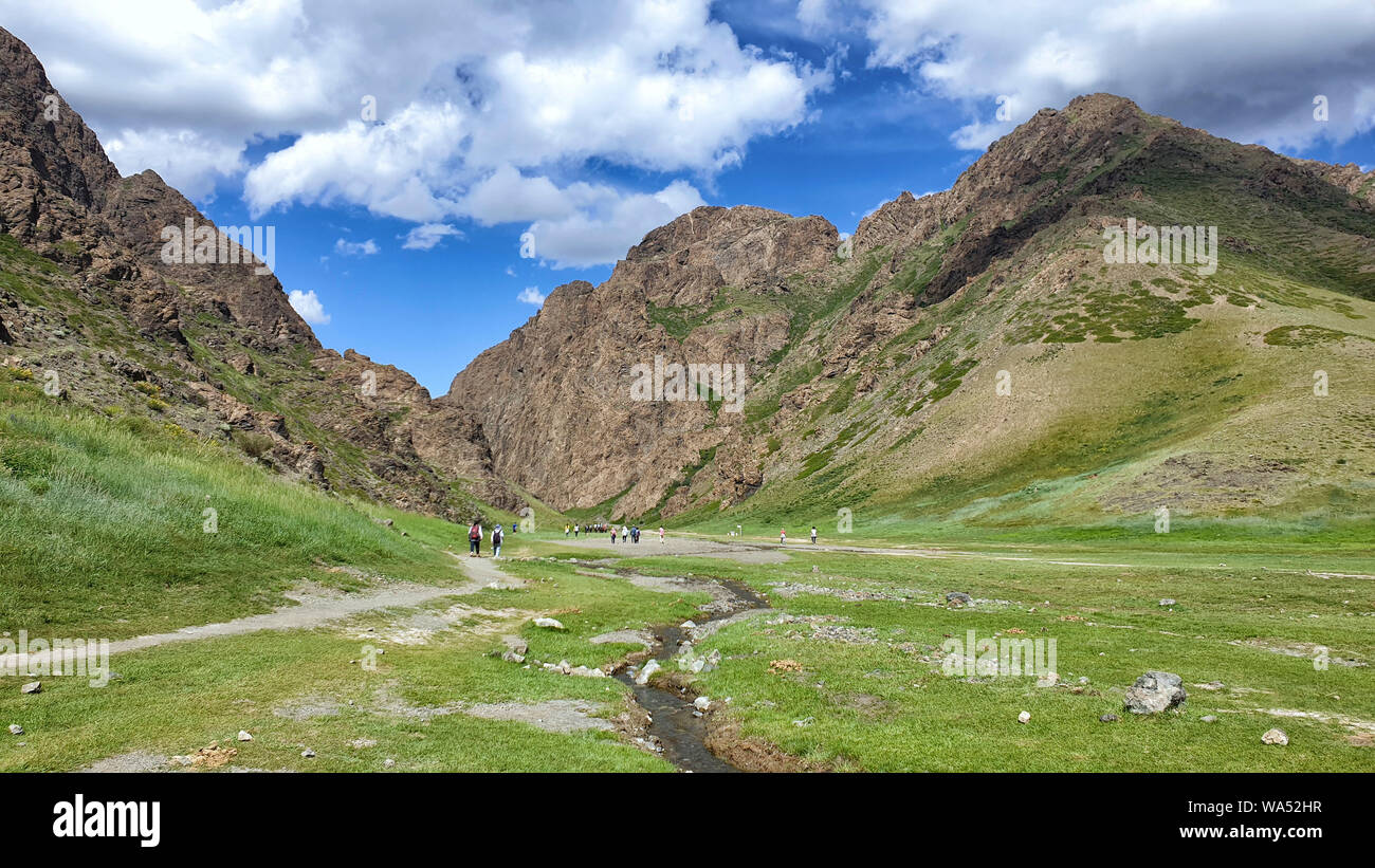 Yolyn am ice hi-res stock photography and images - Alamy