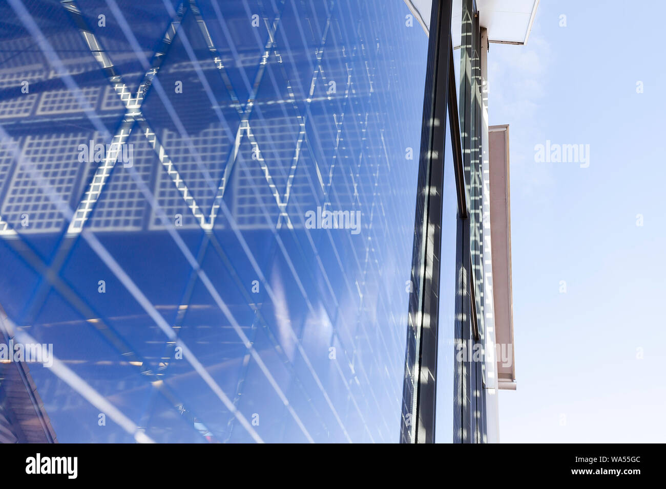 monocrystalline photovoltaic solar cell panels producing electricity ...