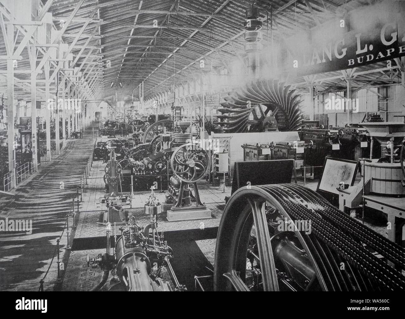 Diesel Engines of the Láng Machine Factory in 1910 Stock Photo - Alamy
