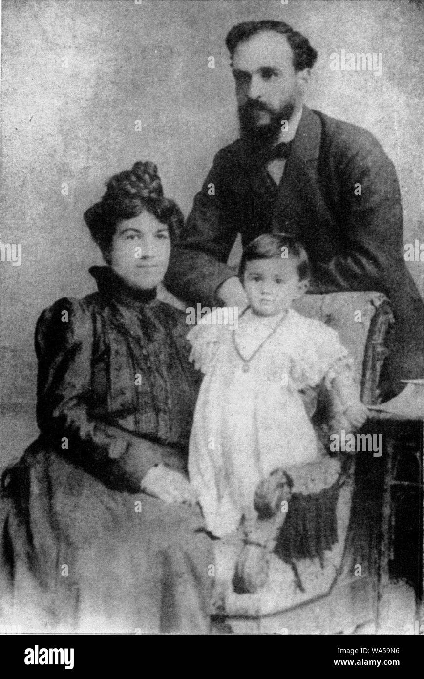 Dafina hi-res stock photography and images - Alamy