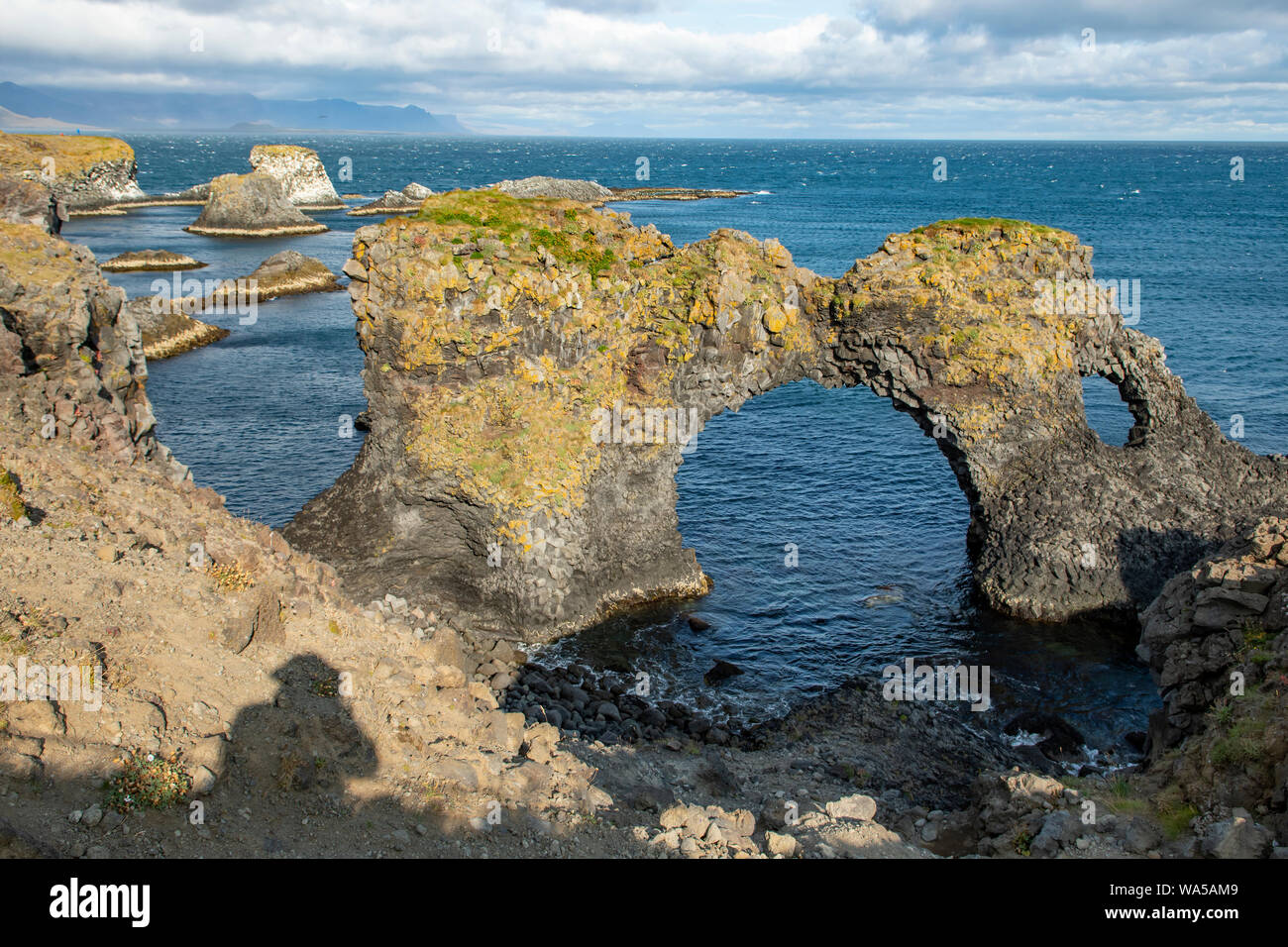 Gatklettur Arch, Arnarstapi, Iceland Stock Photo - Alamy