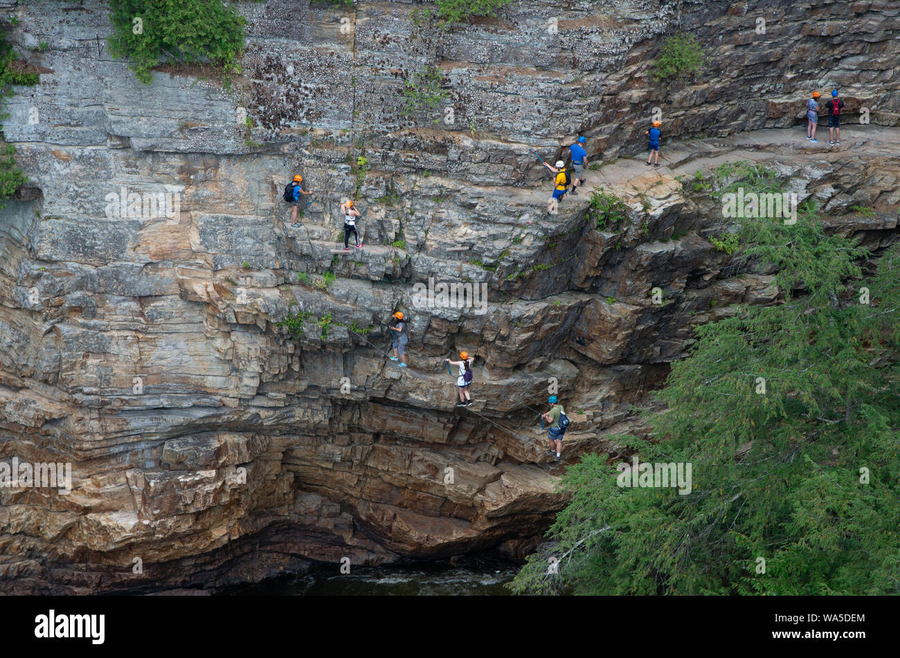 Rock chasm hi-res stock photography and images - Alamy
