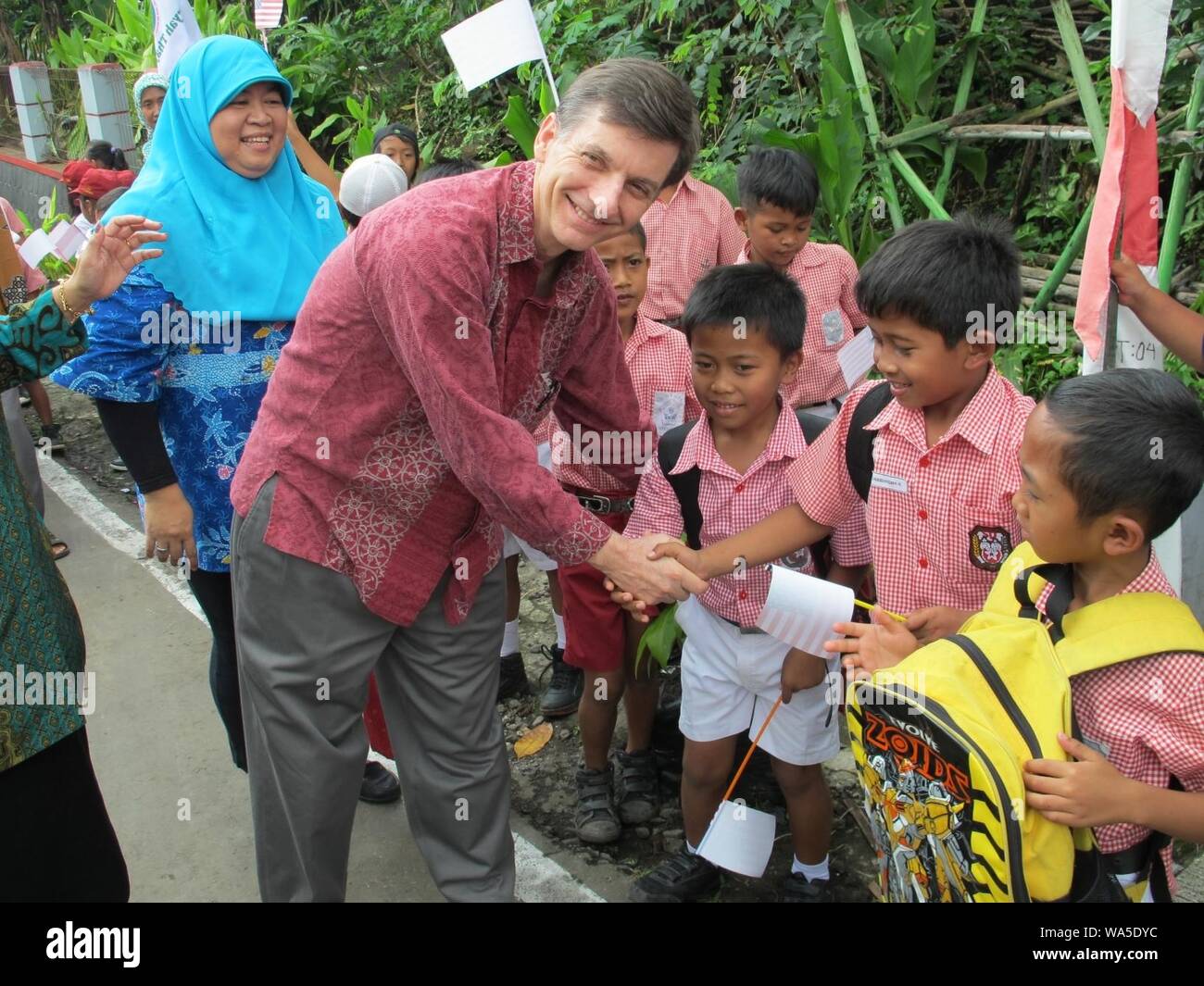Murid hi-res stock photography and images - Alamy